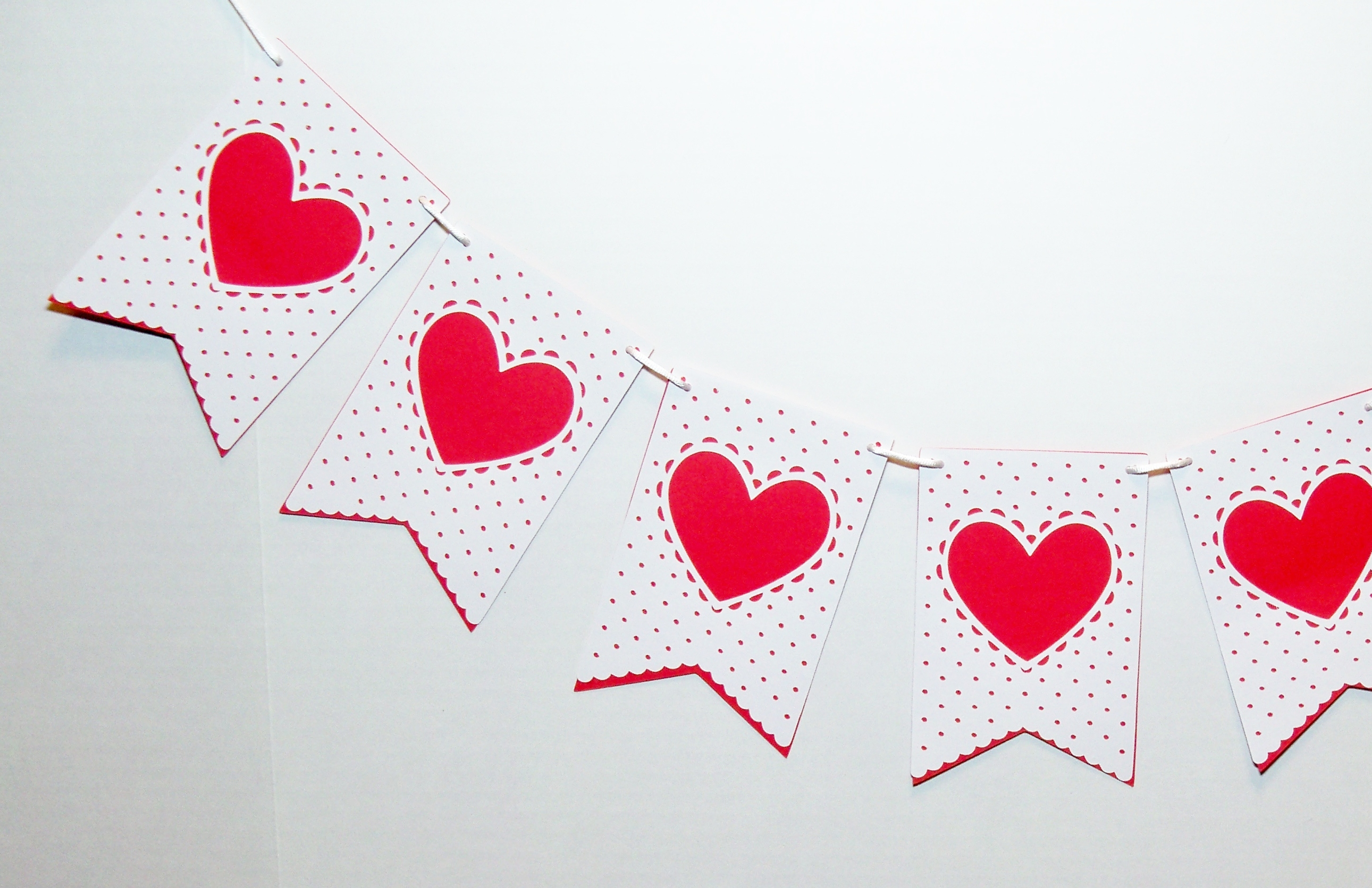 Heart Banner/ Wedding Garland/ Valentines Day Decor/ Photo Prop on Luulla